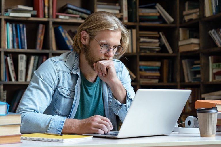 Signs Your Job Is Taking Over Your Life – Slice Miami